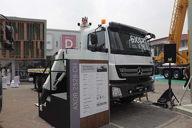 DCVI Perkenalkan Actros dan Axor Baru untuk Industri Tambang Indonesia ...