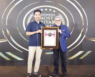 FIFGROUP Raih Most Reputable Companies Award 2025
